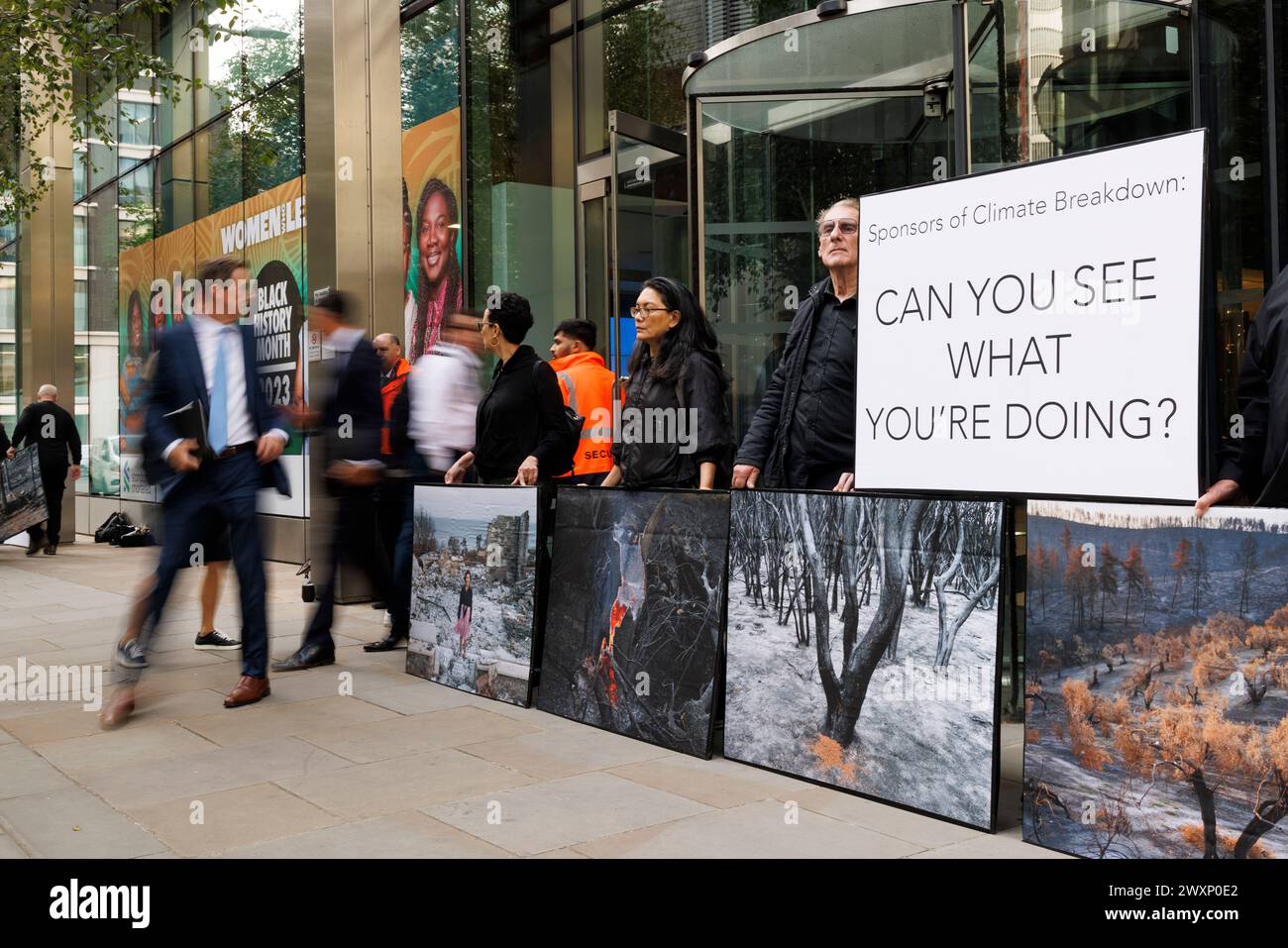 9th Oct 2023. Standard Chartered Bank offices, City of London, UK ...