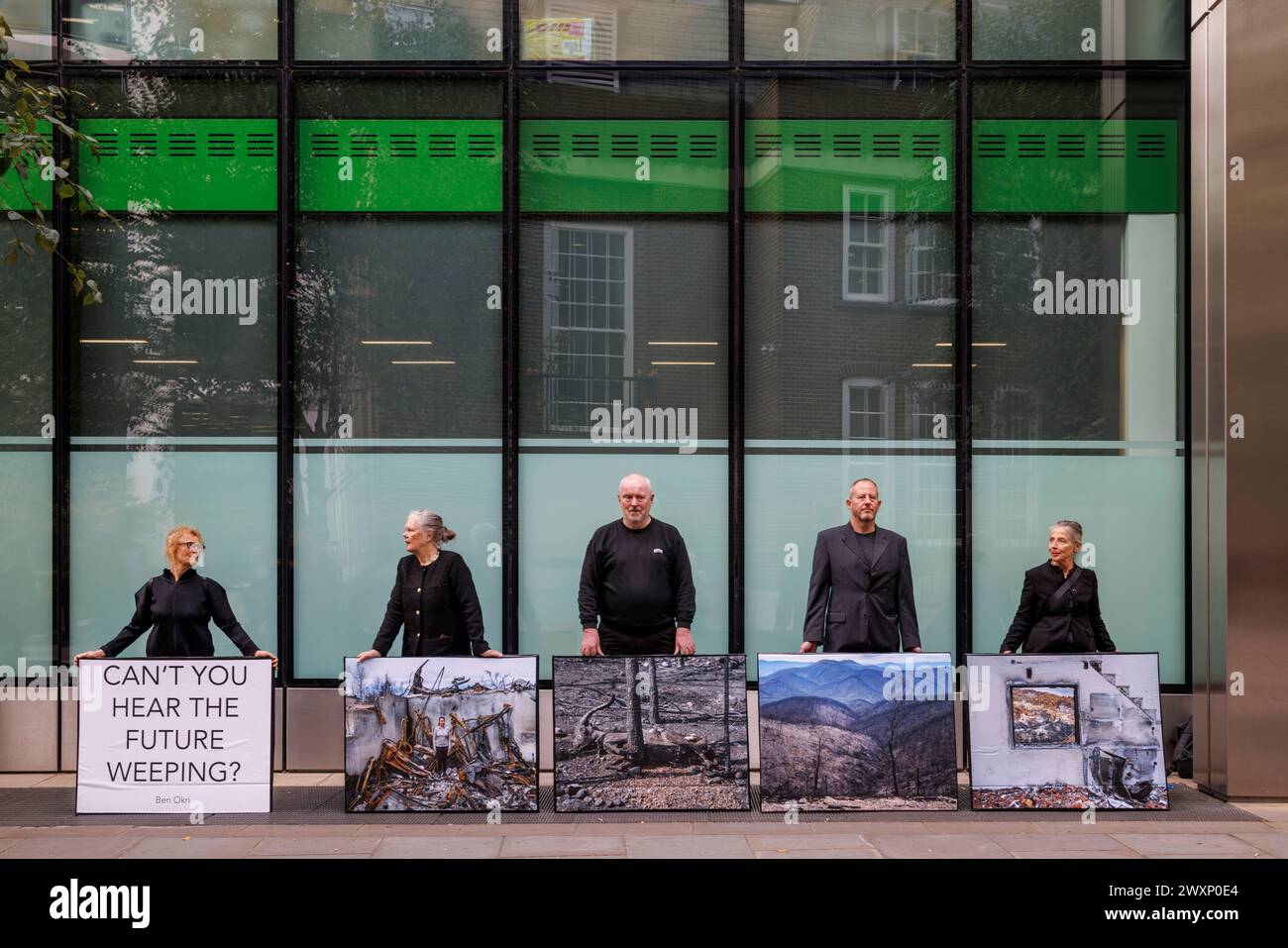9th Oct 2023. Standard Chartered Bank offices, City of London, UK ...