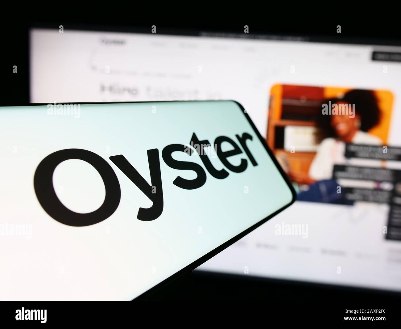 Oyster hr logo hi-res stock photography and images - Alamy