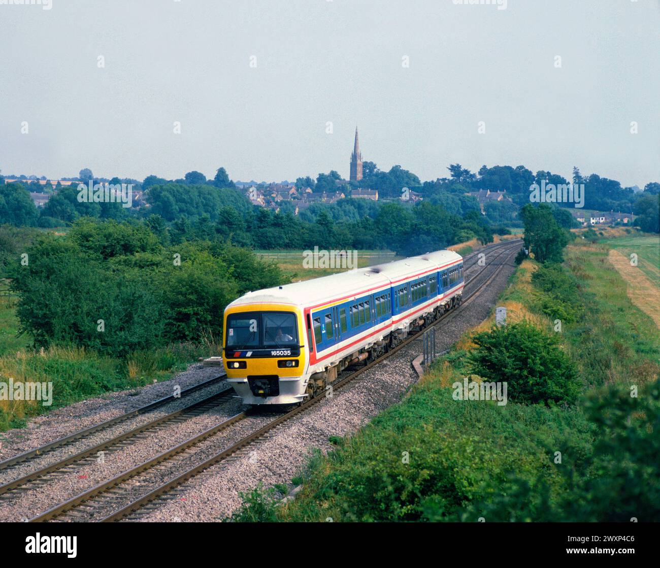 A Class 165 diesel multiple unit number 165035 working a Network ...
