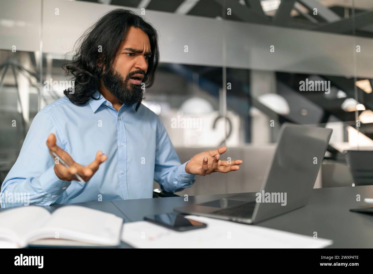 Troubleshooting issues hi-res stock photography and images - Alamy