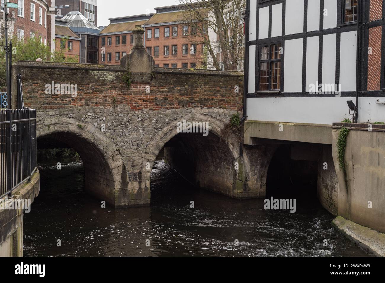 The historic Clattern Bridge in Kingston, Surrey Stock Photo - Alamy