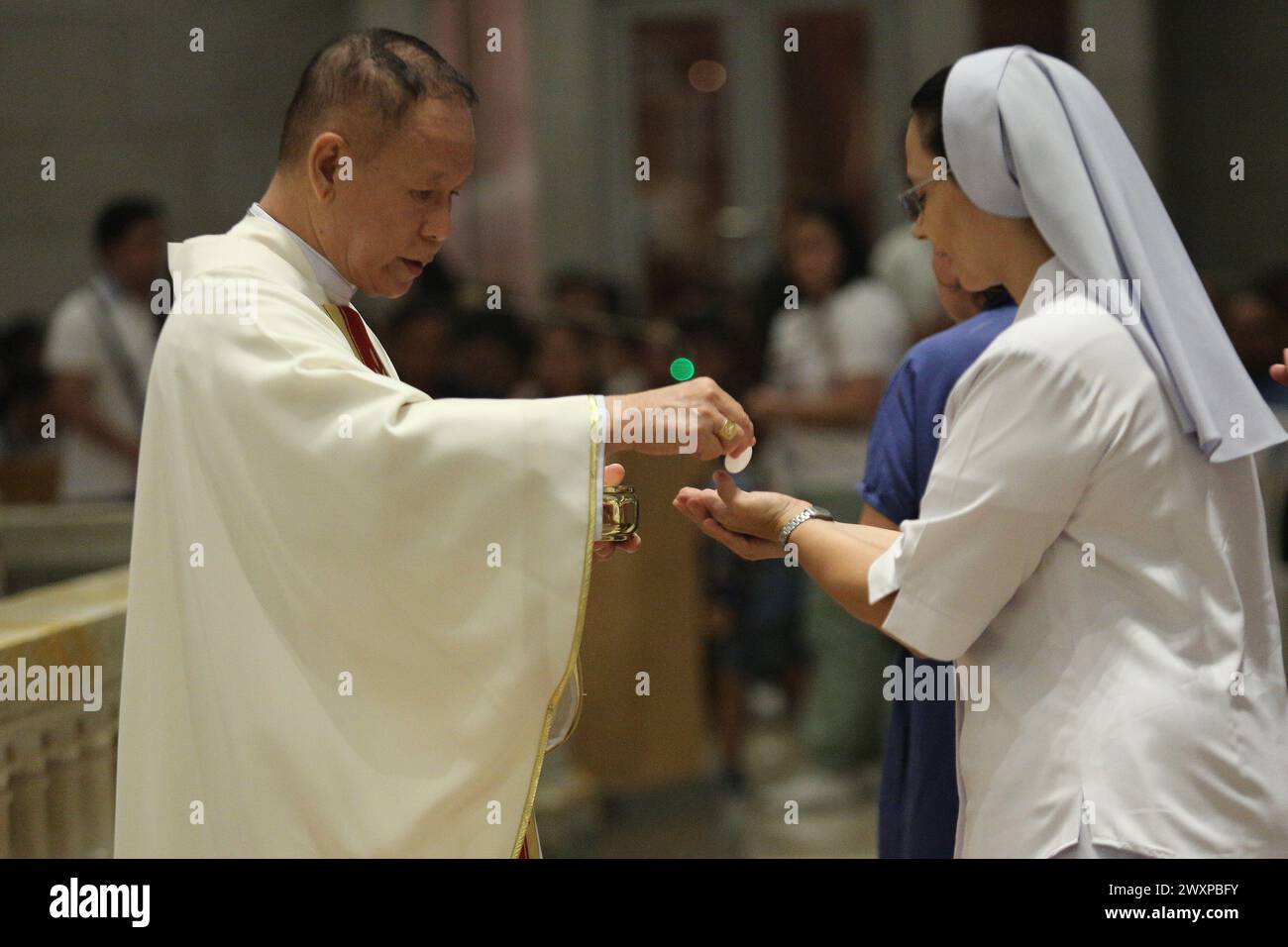 Philippines communion hi-res stock photography and images - Alamy