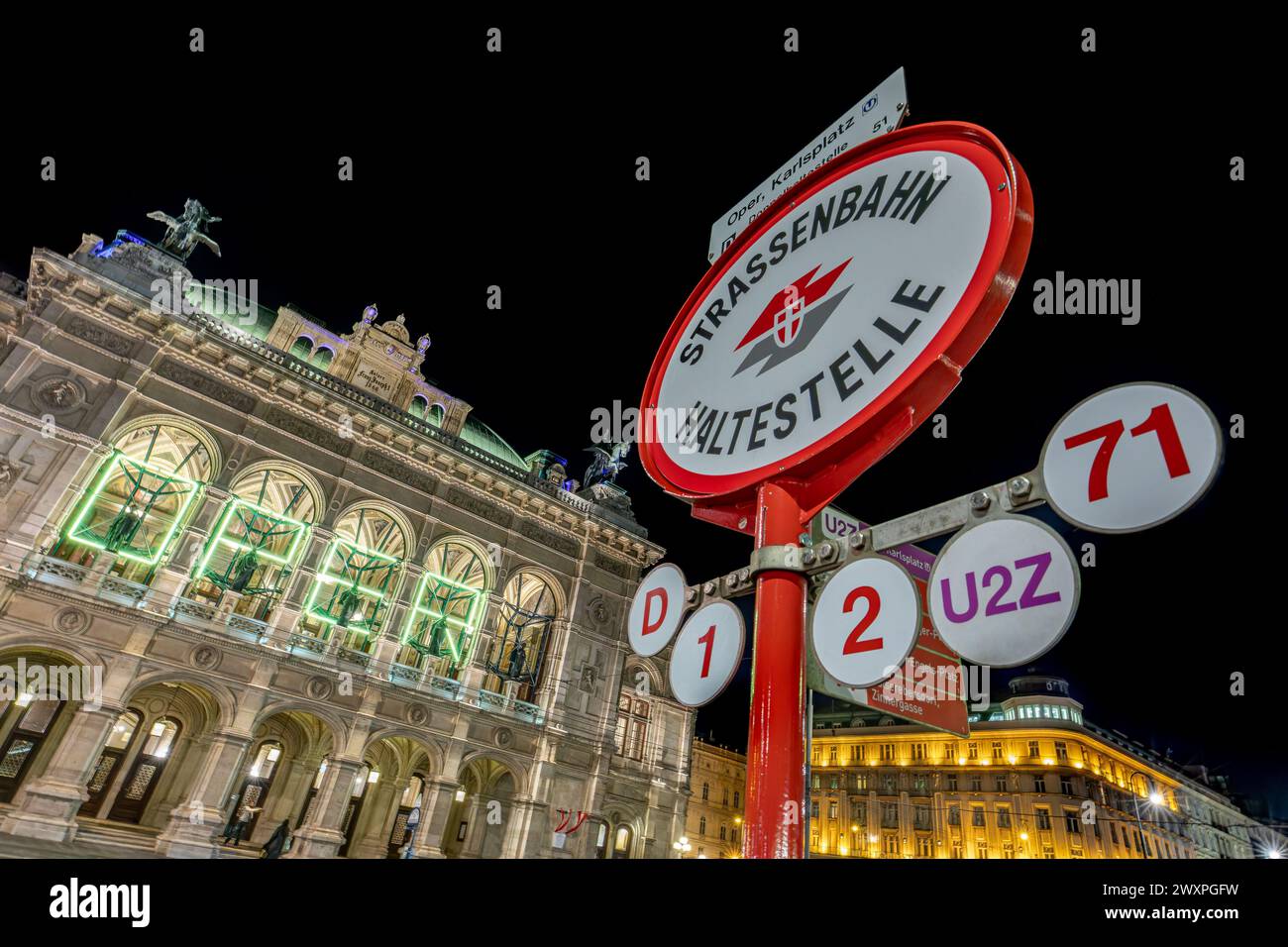 Opera house opernhaus vienna hi-res stock photography and images - Alamy