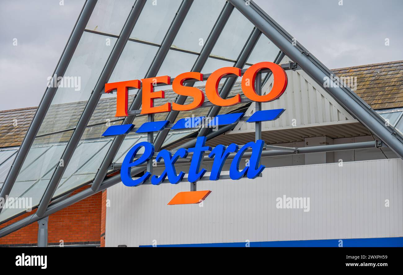 LONDON, UK -MARCH 31 2024: Tesco Extra store shop front sign Stock ...