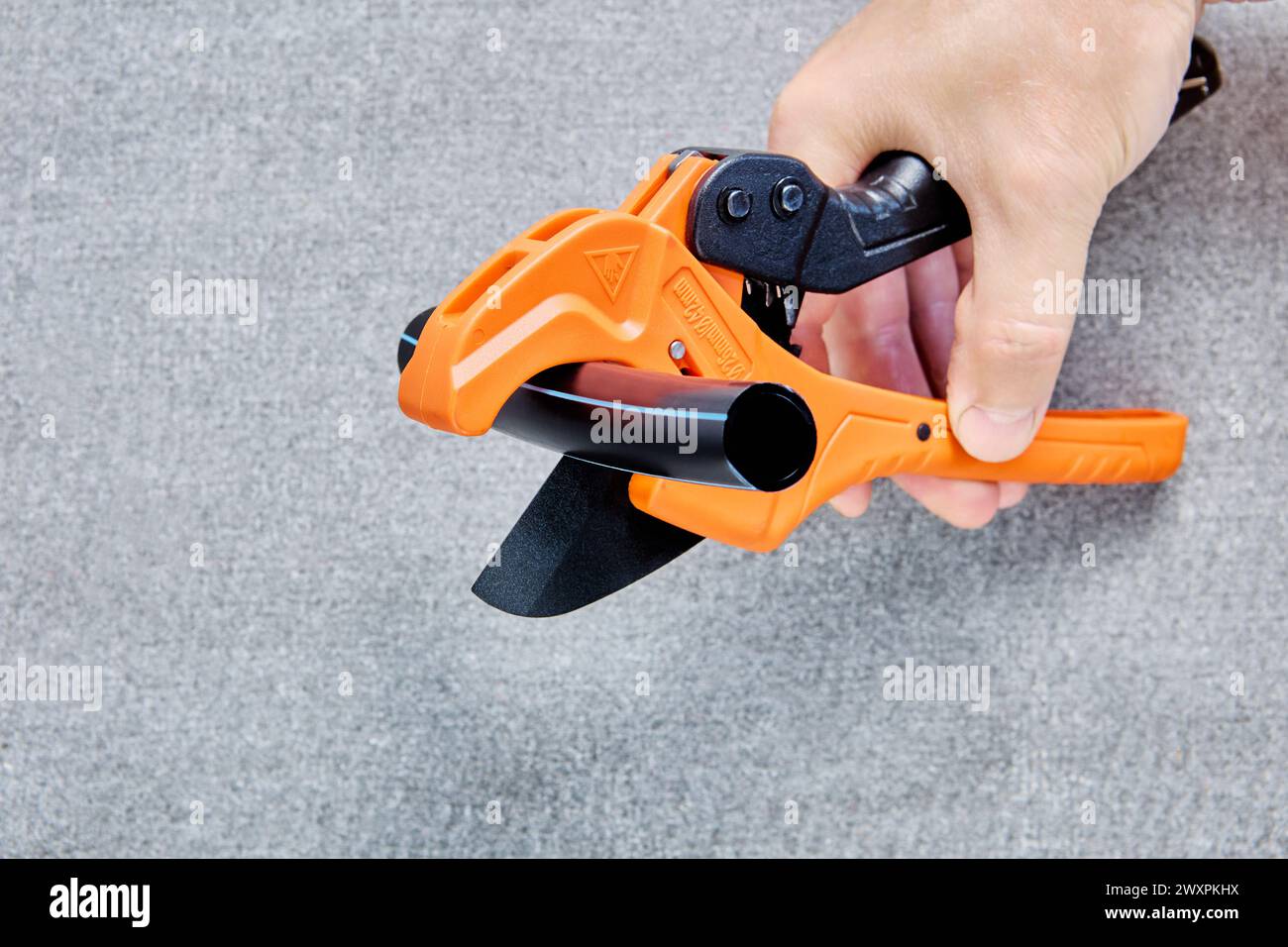 Ratchet pipe cutter hi-res stock photography and images - Alamy
