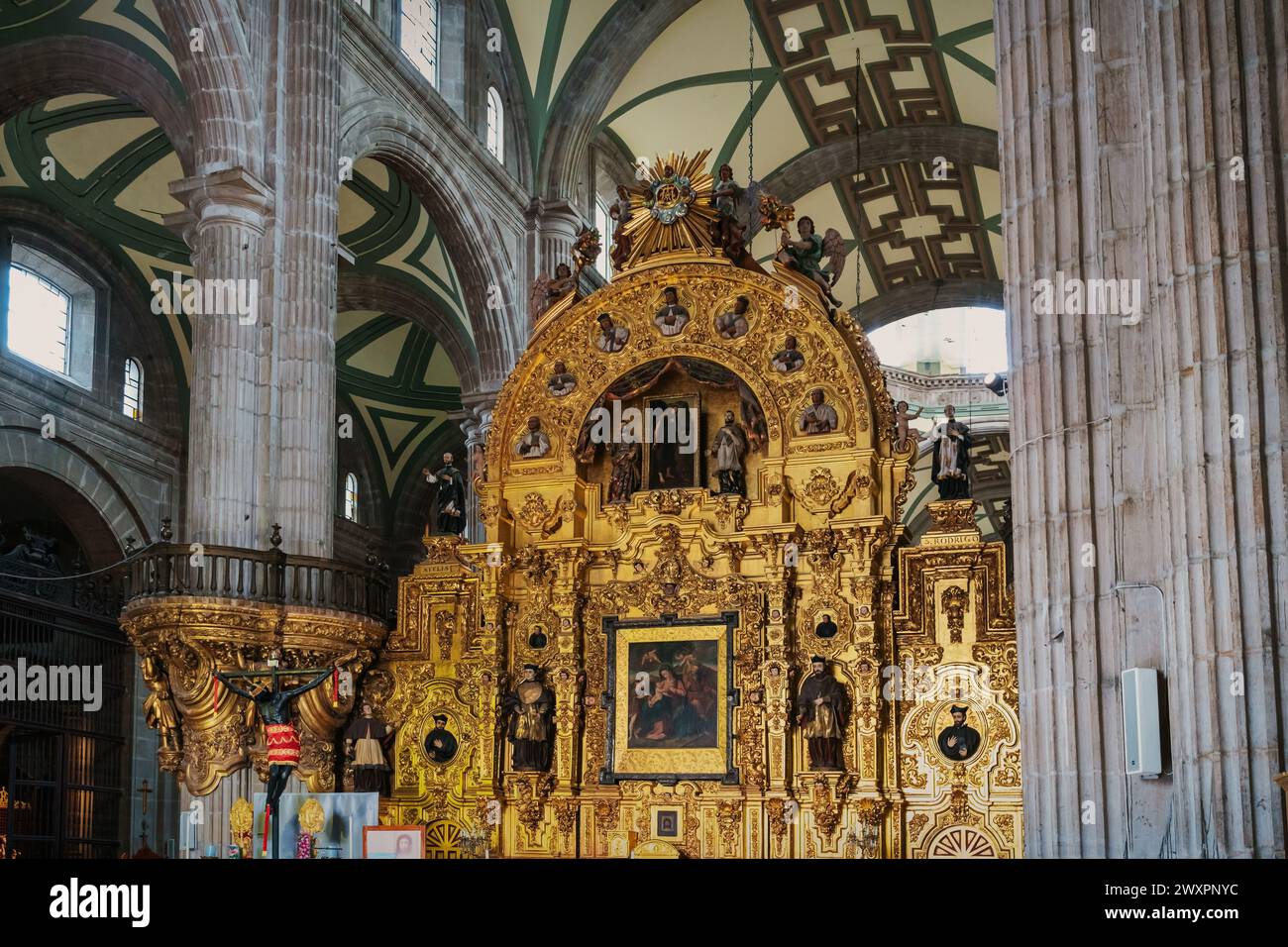 Golden altar inside the Mexico City Metropolitan Cathedral in downtown ...