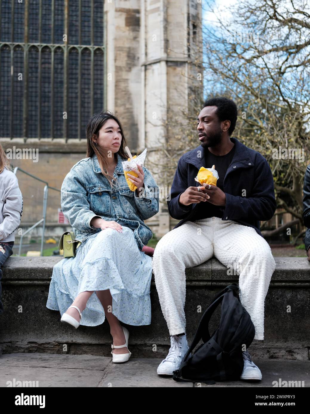 Taking lunch hi-res stock photography and images - Alamy