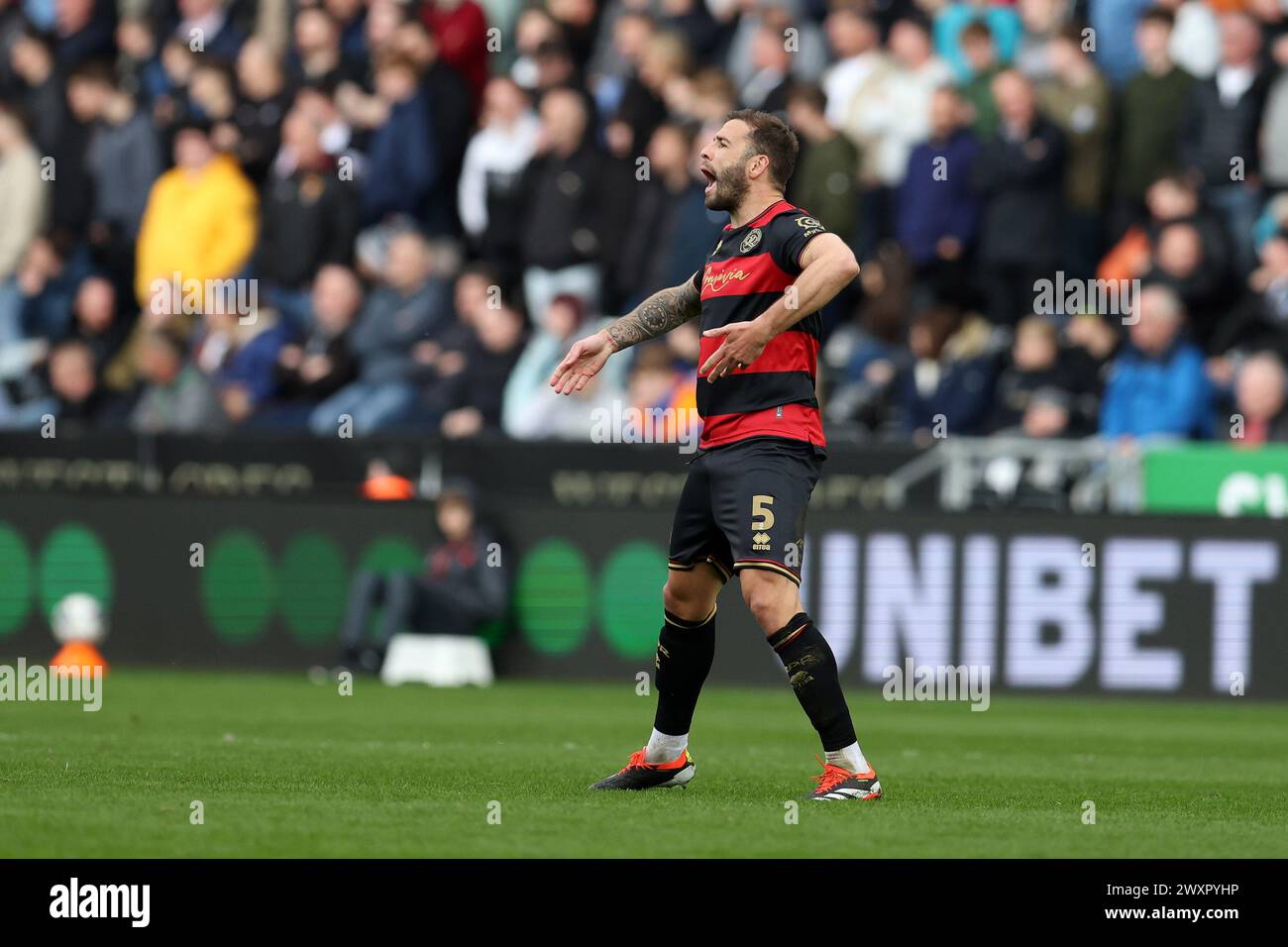 Steve cook trophy hi-res stock photography and images - Alamy