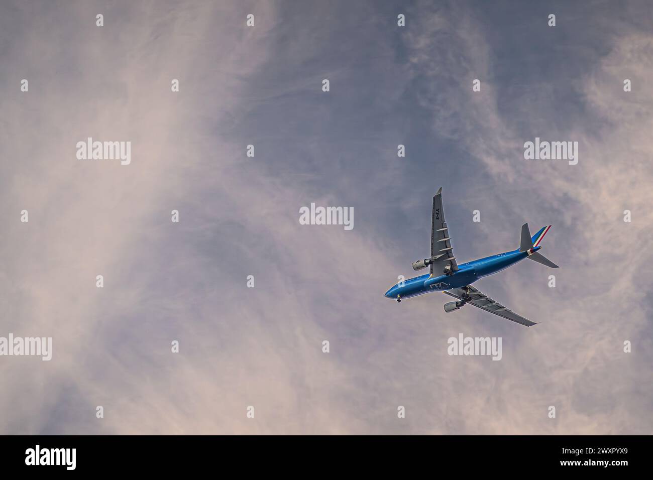 Ita airways airplane hi-res stock photography and images - Alamy
