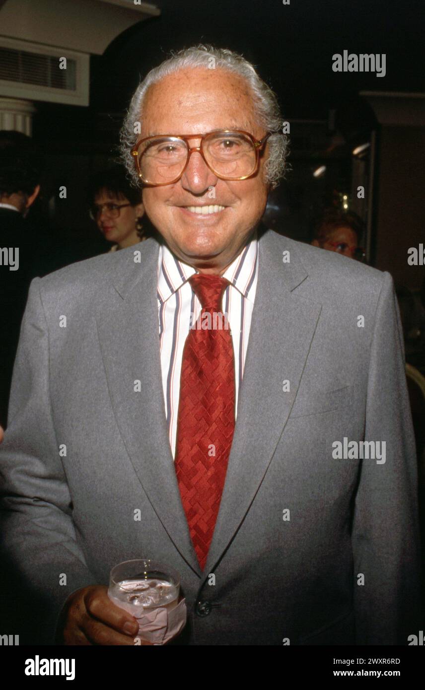 Sheldon Leonard 1988 Credit: Ralph Dominguez/MediaPunch Stock Photo - Alamy