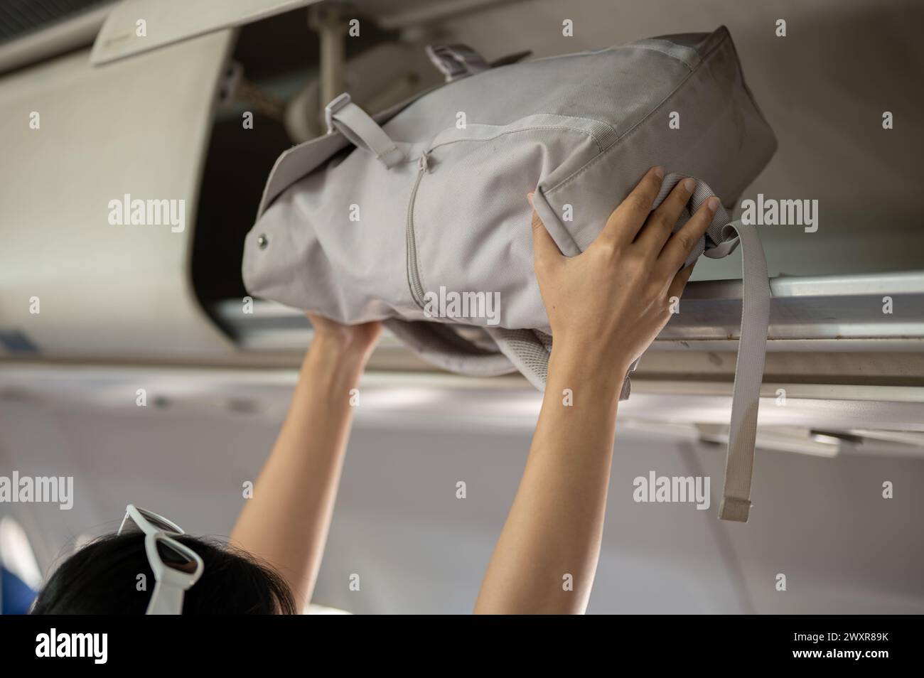 Overhead locker hi-res stock photography and images - Alamy