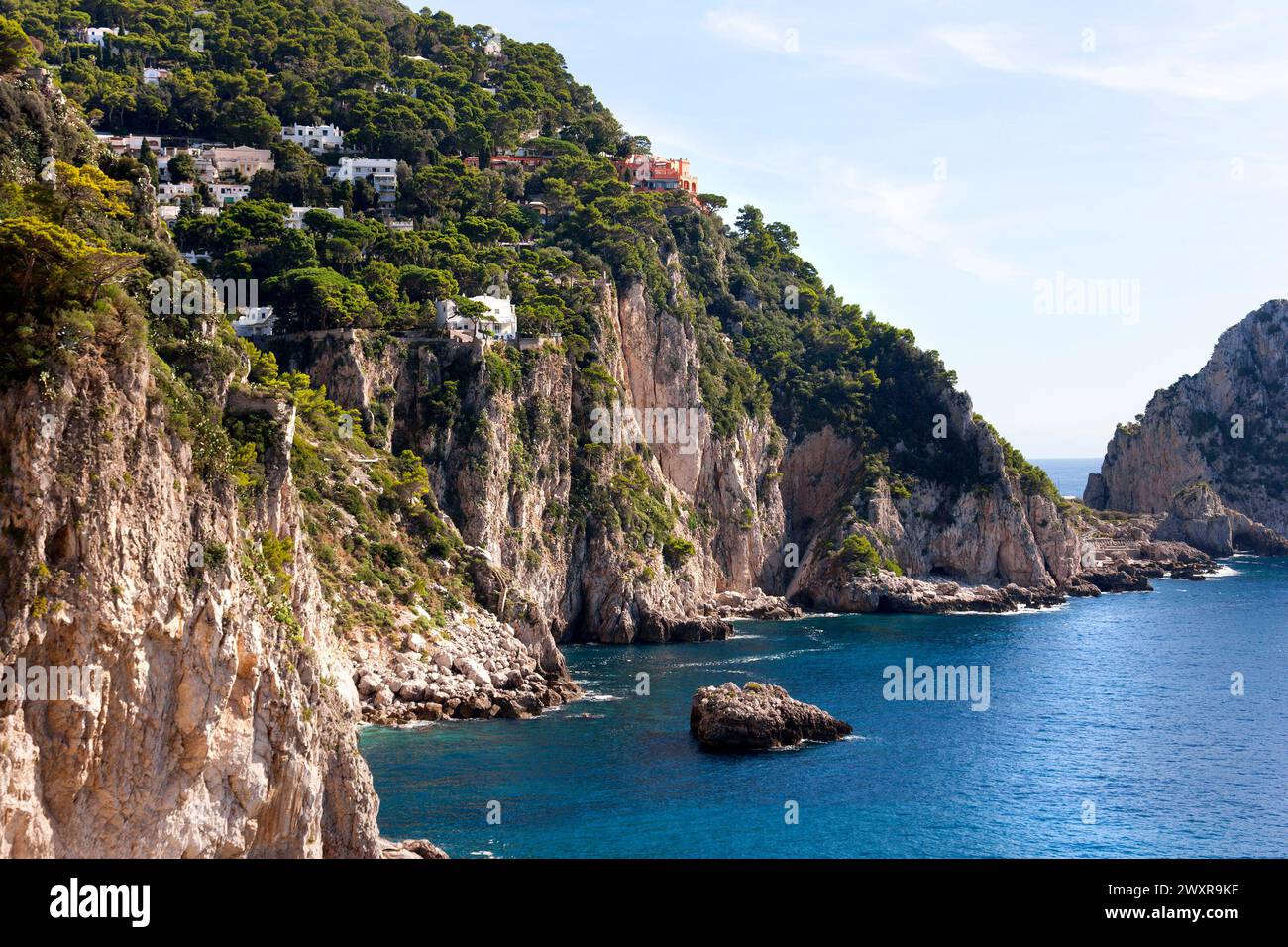 Limestone cliffs capri hi-res stock photography and images - Alamy