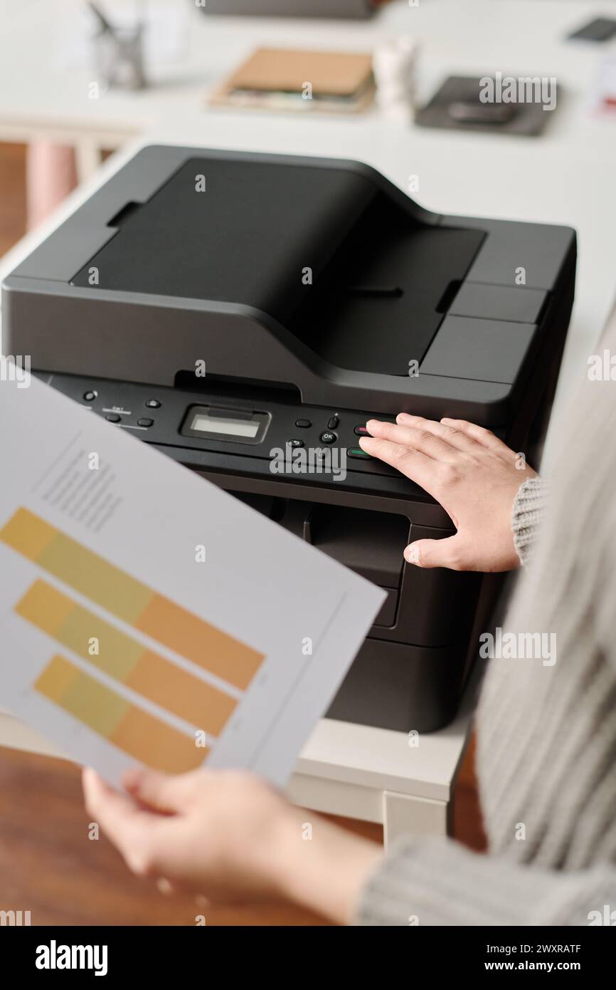 Modern printer printing documents hi-res stock photography and images ...