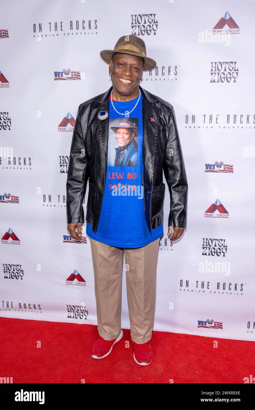 Christine lew hi-res stock photography and images - Alamy