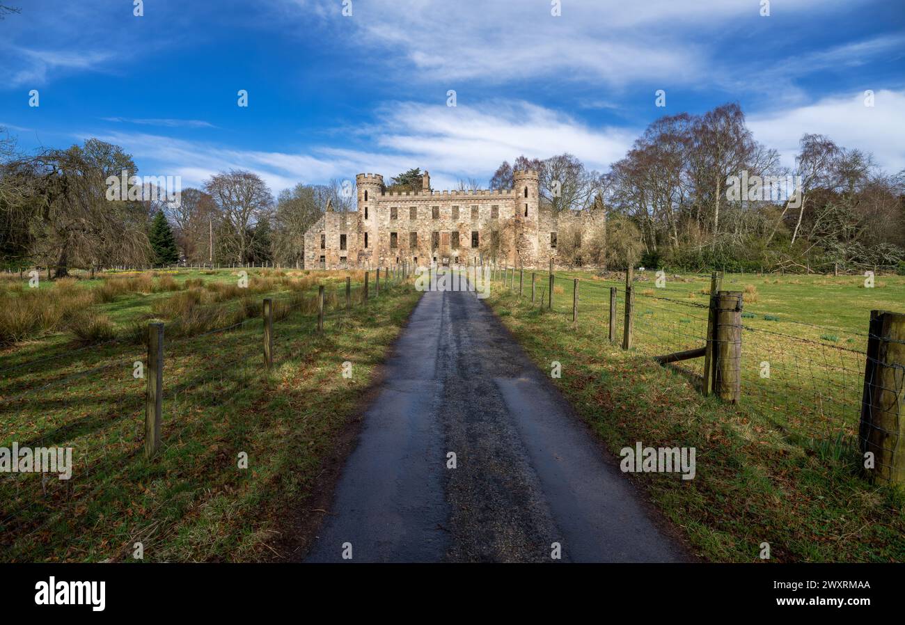 Fetternear bishops palace hi-res stock photography and images - Alamy