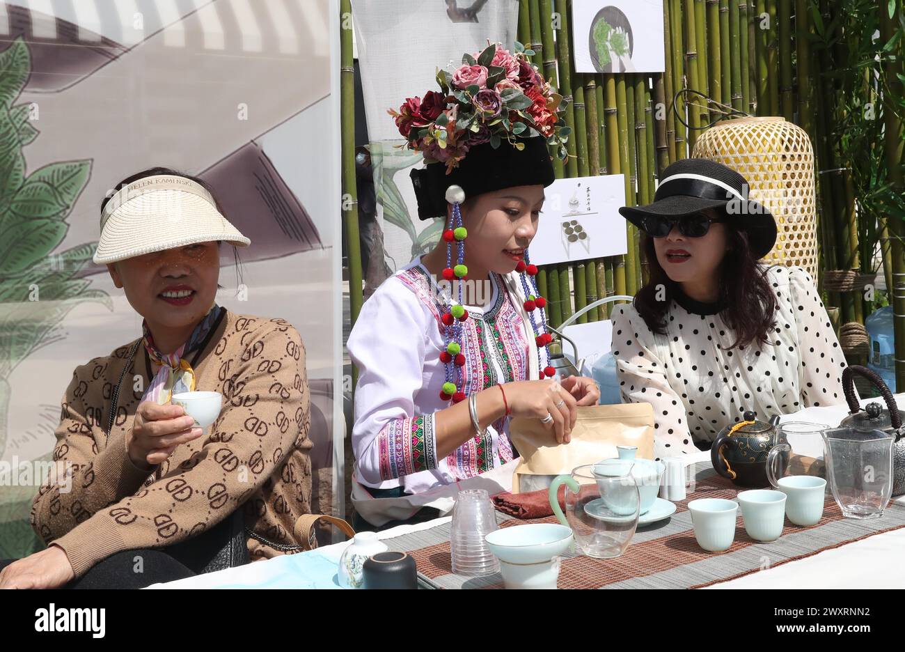 The Yunnan Coffee & Tea Network Culture Festival attracts visitors in ...