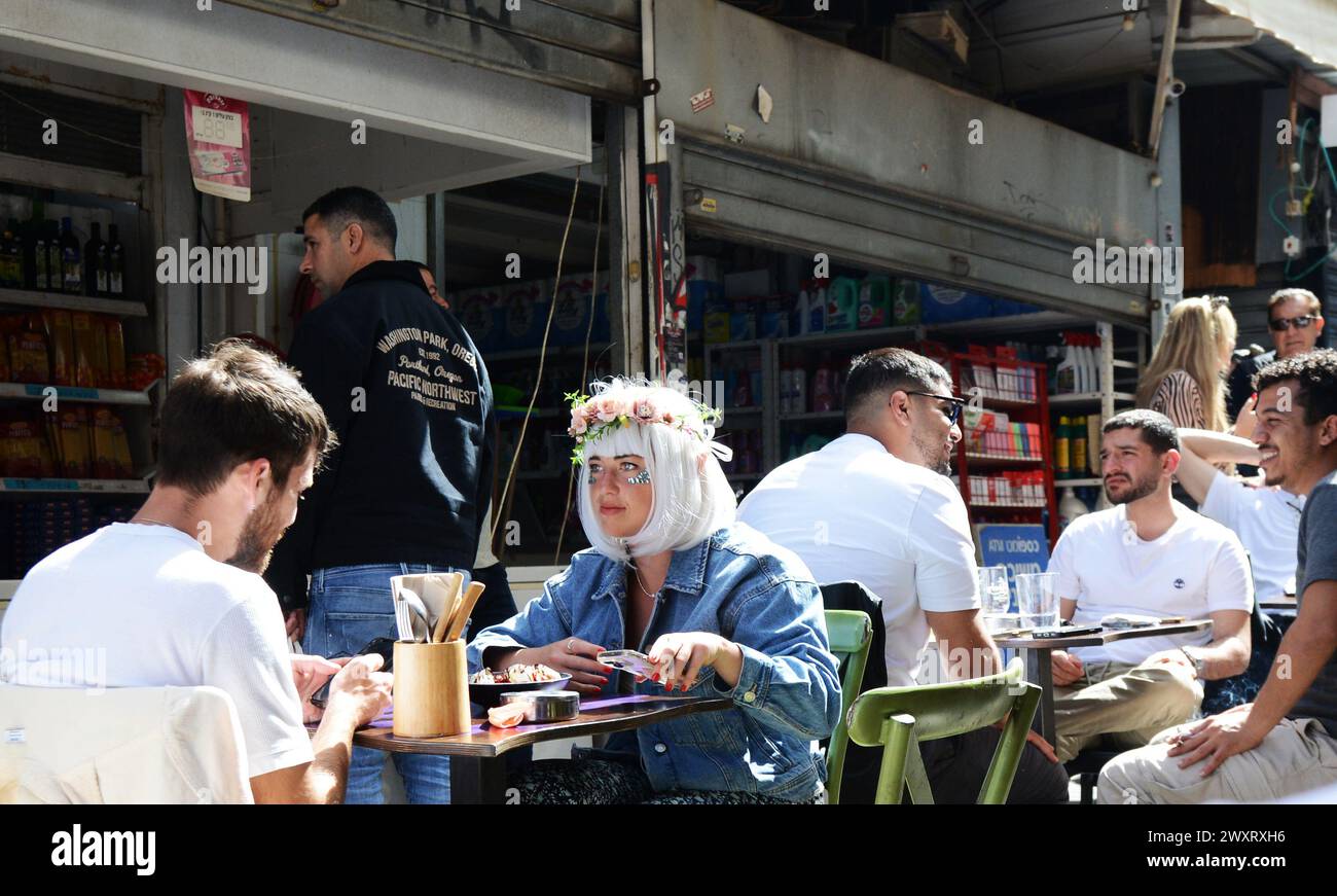 The vibrant Albert 1943 Bar & Restaurant by the Carmel market in Tel ...