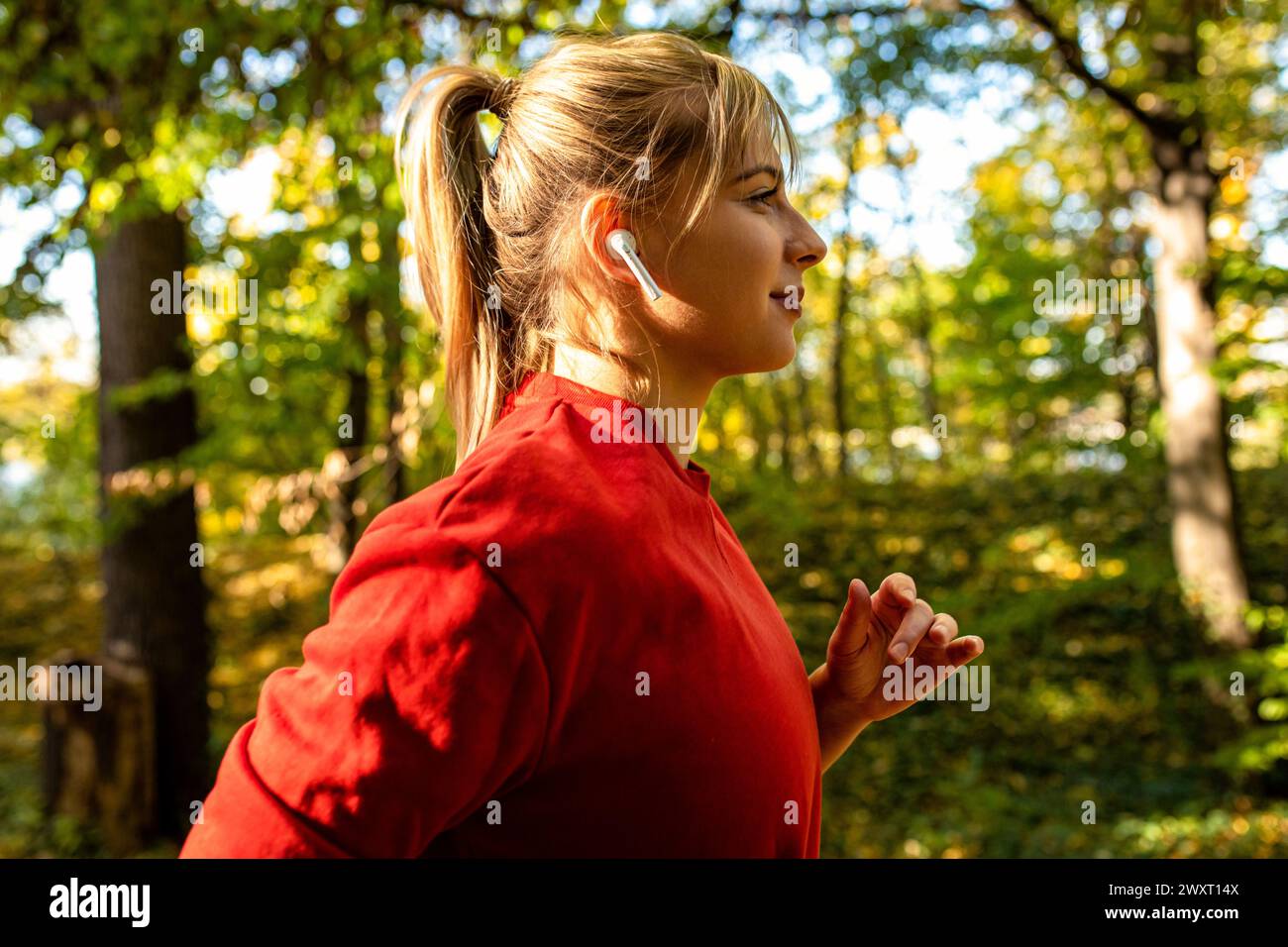 Fitness woman running in spring hi-res stock photography and images - Alamy