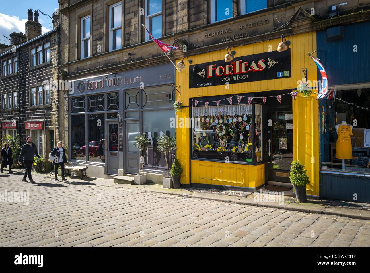 Haworth, West Yorkshire, UK.The ForTeas cafe at the bottom of Main ...