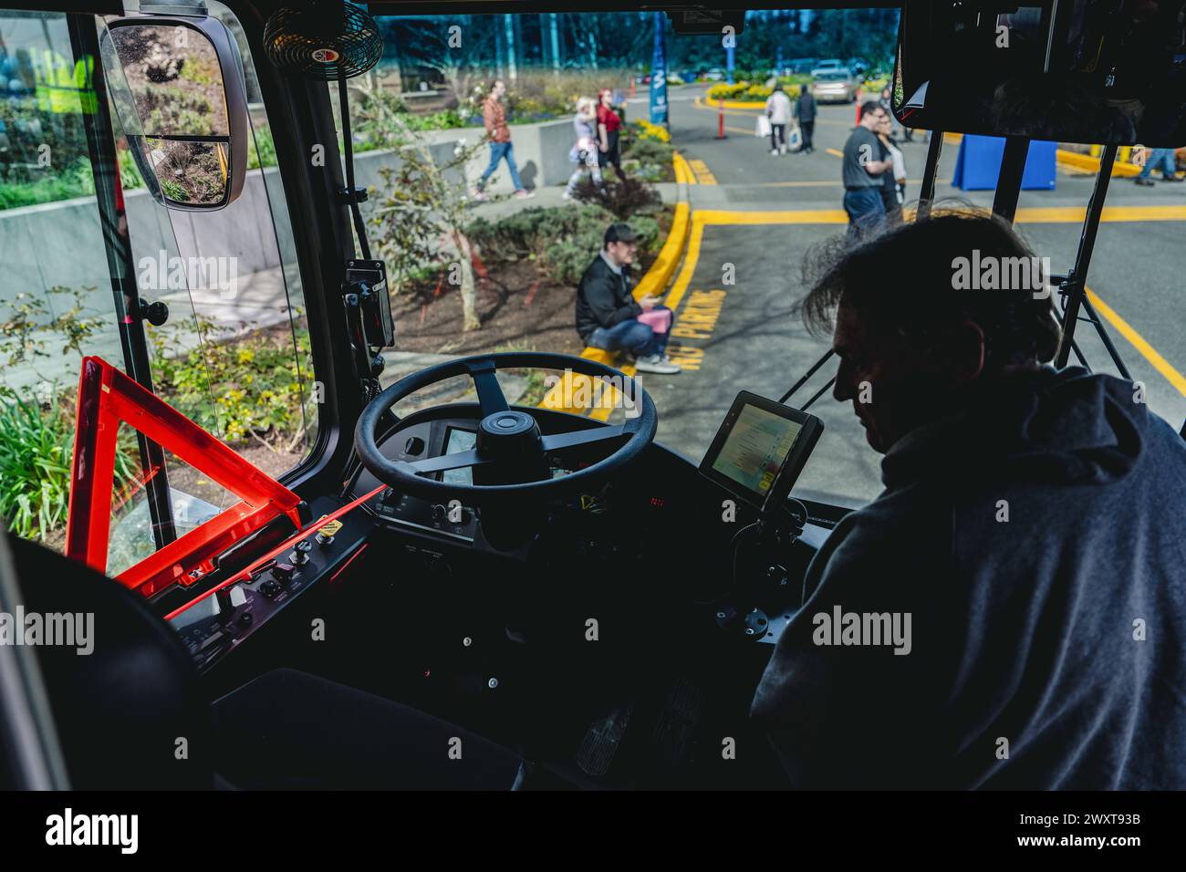 Edmonds, Washington, USA. 31st Mar, 2024. A group of commuters boards ...