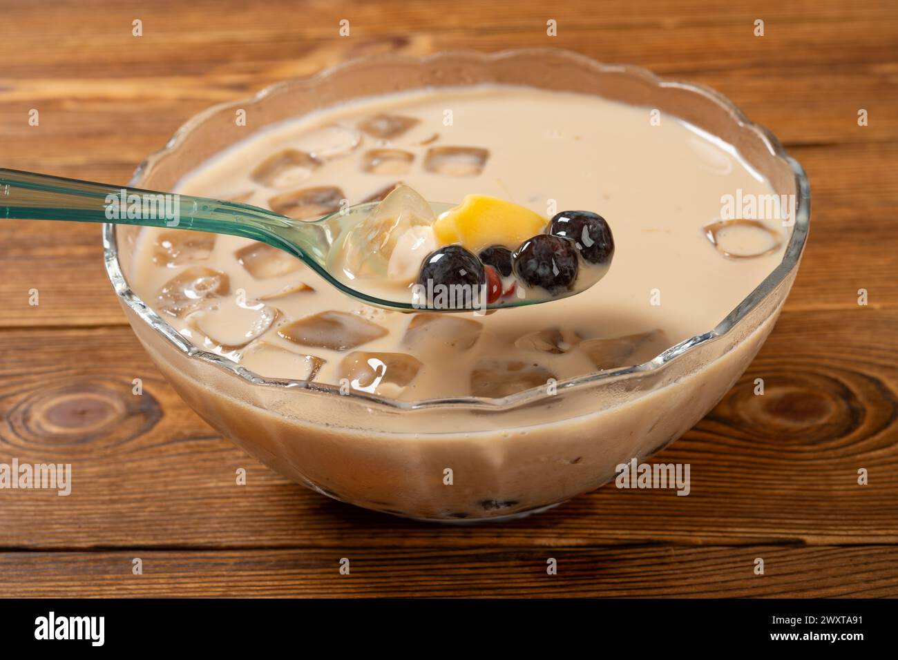 Guiling jelly hi-res stock photography and images - Alamy