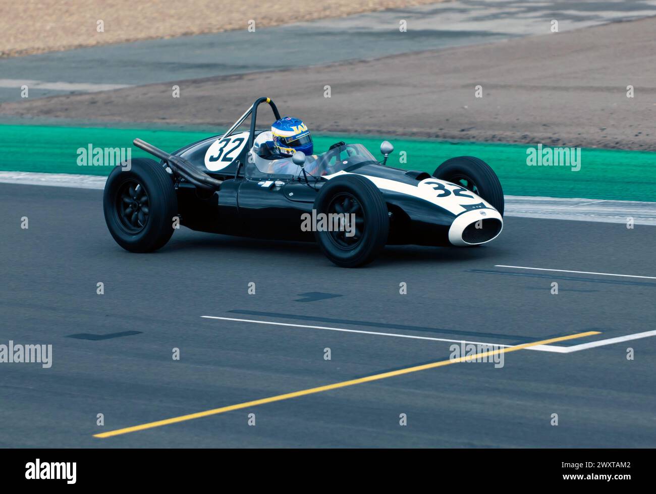 Owen cooper hi-res stock photography and images - Alamy