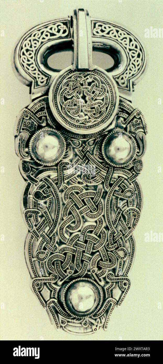 Belt buckle anglo saxon hi-res stock photography and images - Alamy