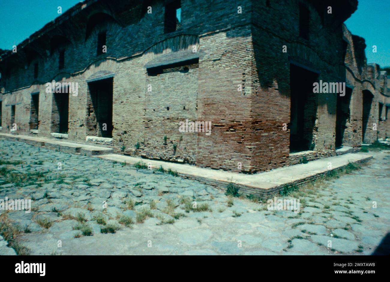 1980s buildings hi-res stock photography and images - Alamy