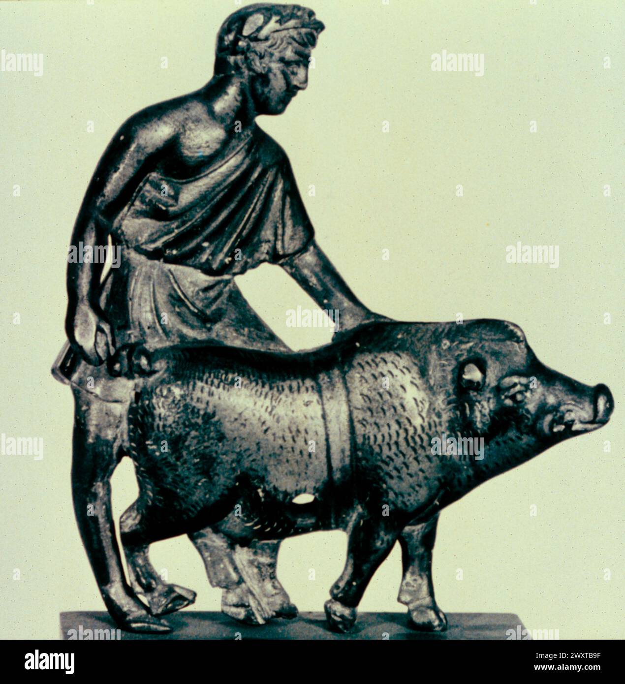 Animal ancient hi-res stock photography and images - Alamy