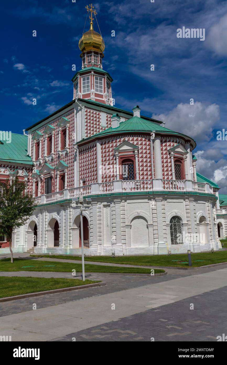Nativity church, 17th century, New Jerusalem monastery, Istra, Moscow ...
