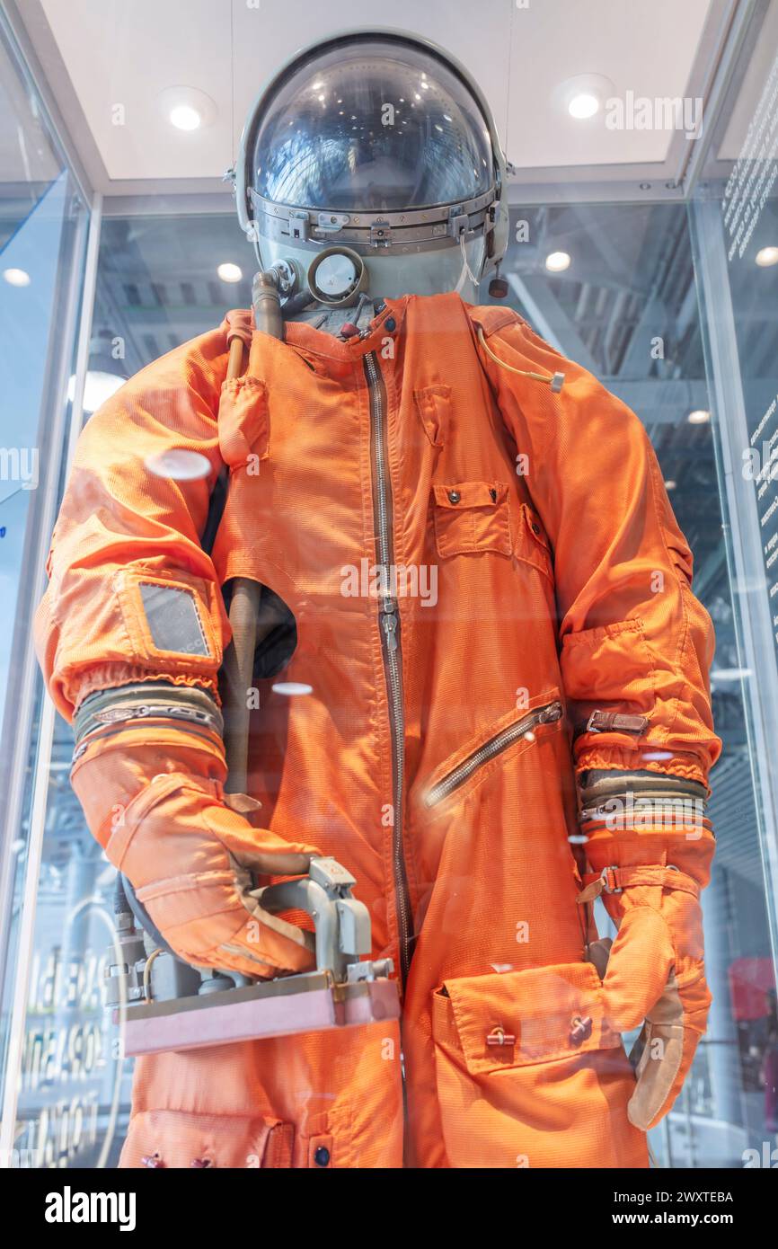 Soviet space pilot yuri gagarin hi-res stock photography and images - Alamy