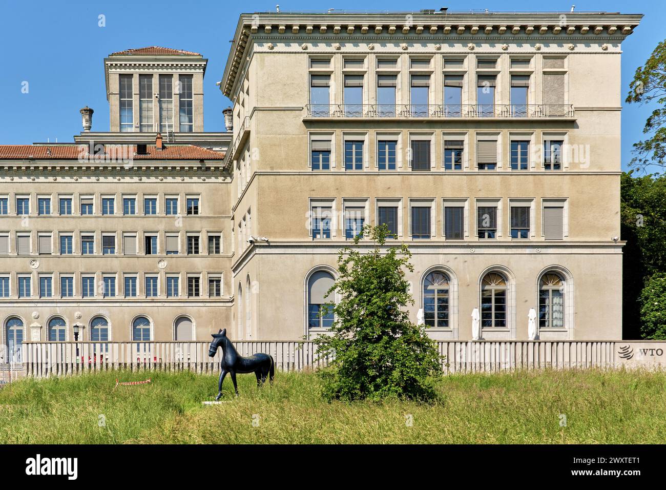 Omc logo hi-res stock photography and images - Alamy