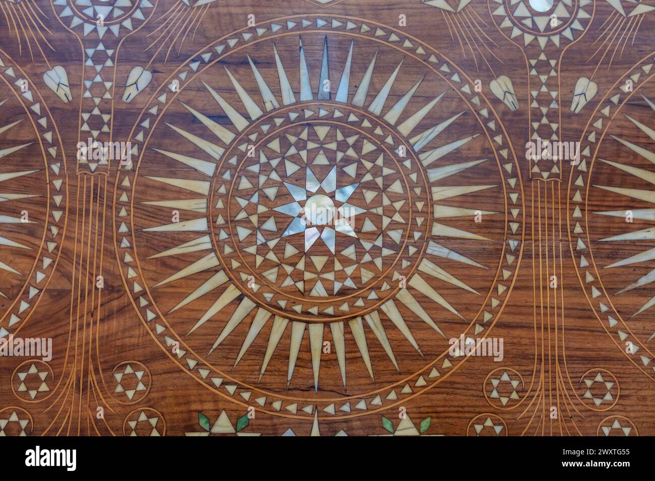 Nacre inlay hi-res stock photography and images - Alamy