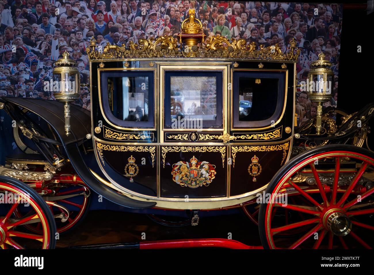 Irish State Coach in The Royal Mews in London Stock Photo - Alamy