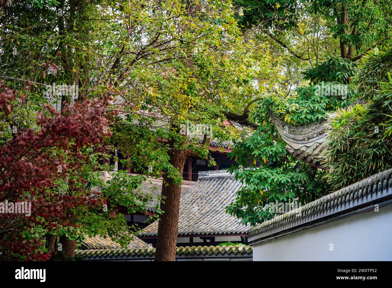Chengdu Thatched Cottage Park, China Stock Photo - Alamy