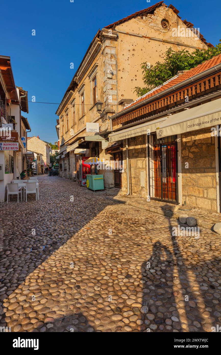 Old town mostar hi-res stock photography and images - Alamy