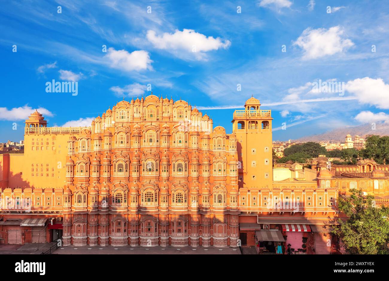 Hawa Mahal palace, City Palace Complex view, Jaipur, Rajasthan, India ...