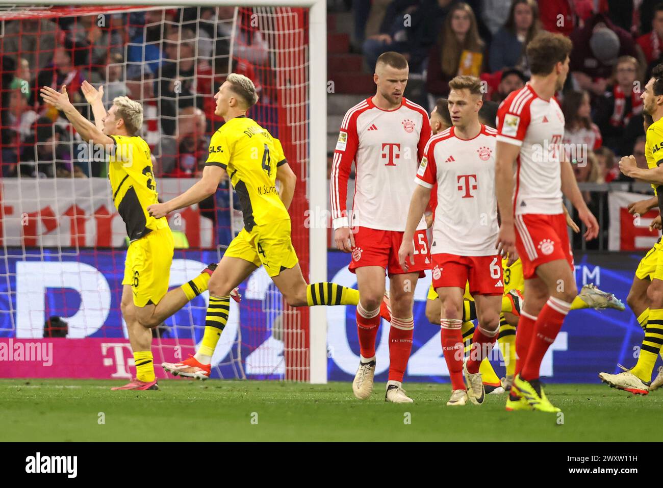 enttŠuscht .. Eric Dier of Bayern Muenchen Joshua Kimmich of Bayern ...