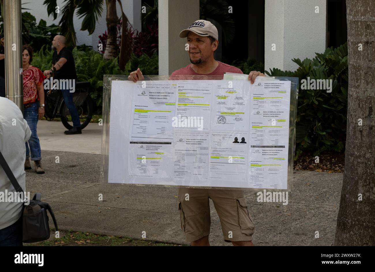 Puerto rico state elections hi-res stock photography and images - Alamy