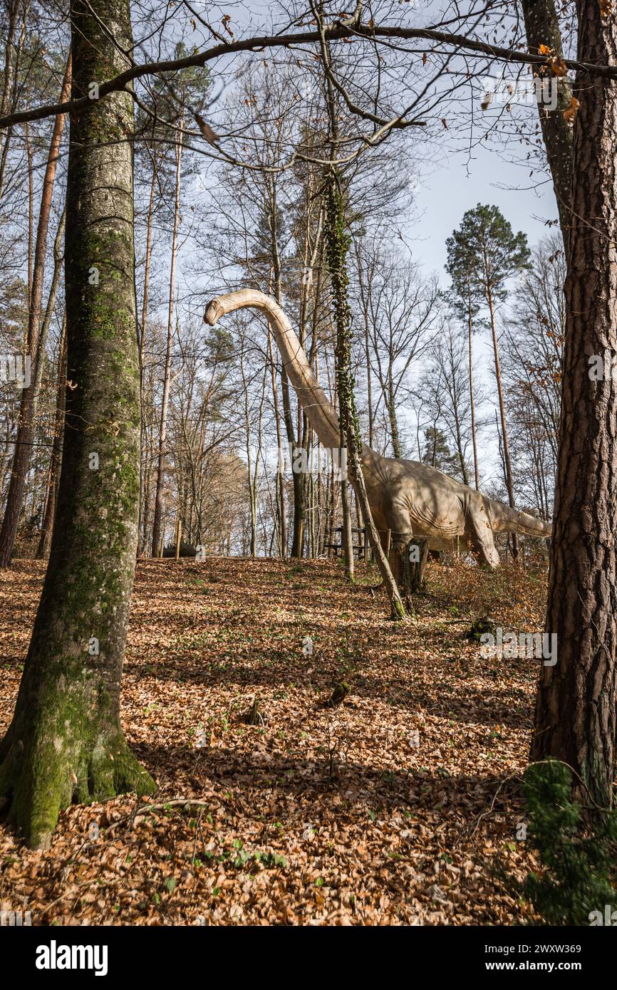 Dinosaur nature tree hi-res stock photography and images - Alamy