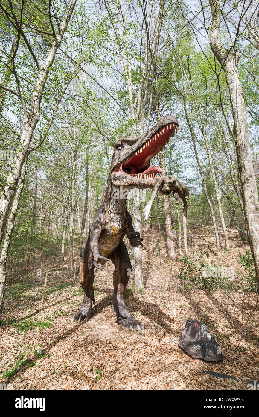 Spinosaurus replica hi-res stock photography and images - Alamy