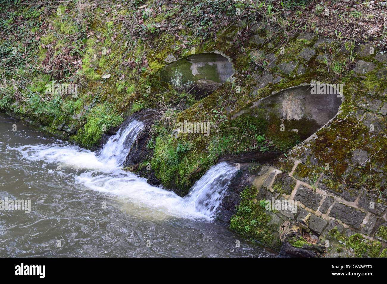 Cleaning of water tubes hi-res stock photography and images - Alamy