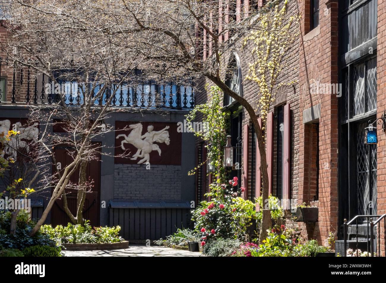 Sniffen Court Historic District in Murray Hill, NYC, east 36th street ...