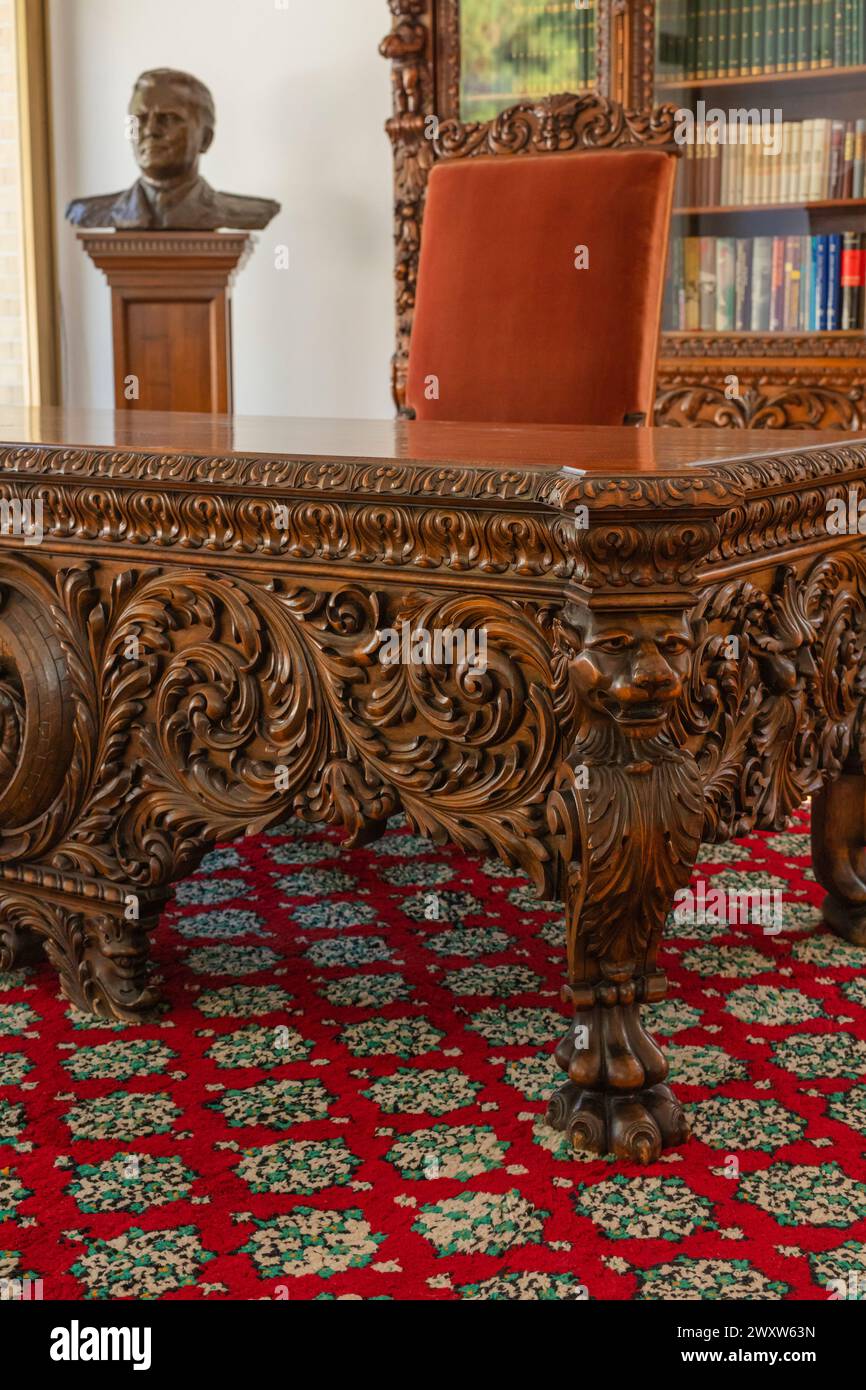 Statue of Josip Broz Tito, Museum of Yugoslavia, Belgrade, Serbia Stock ...