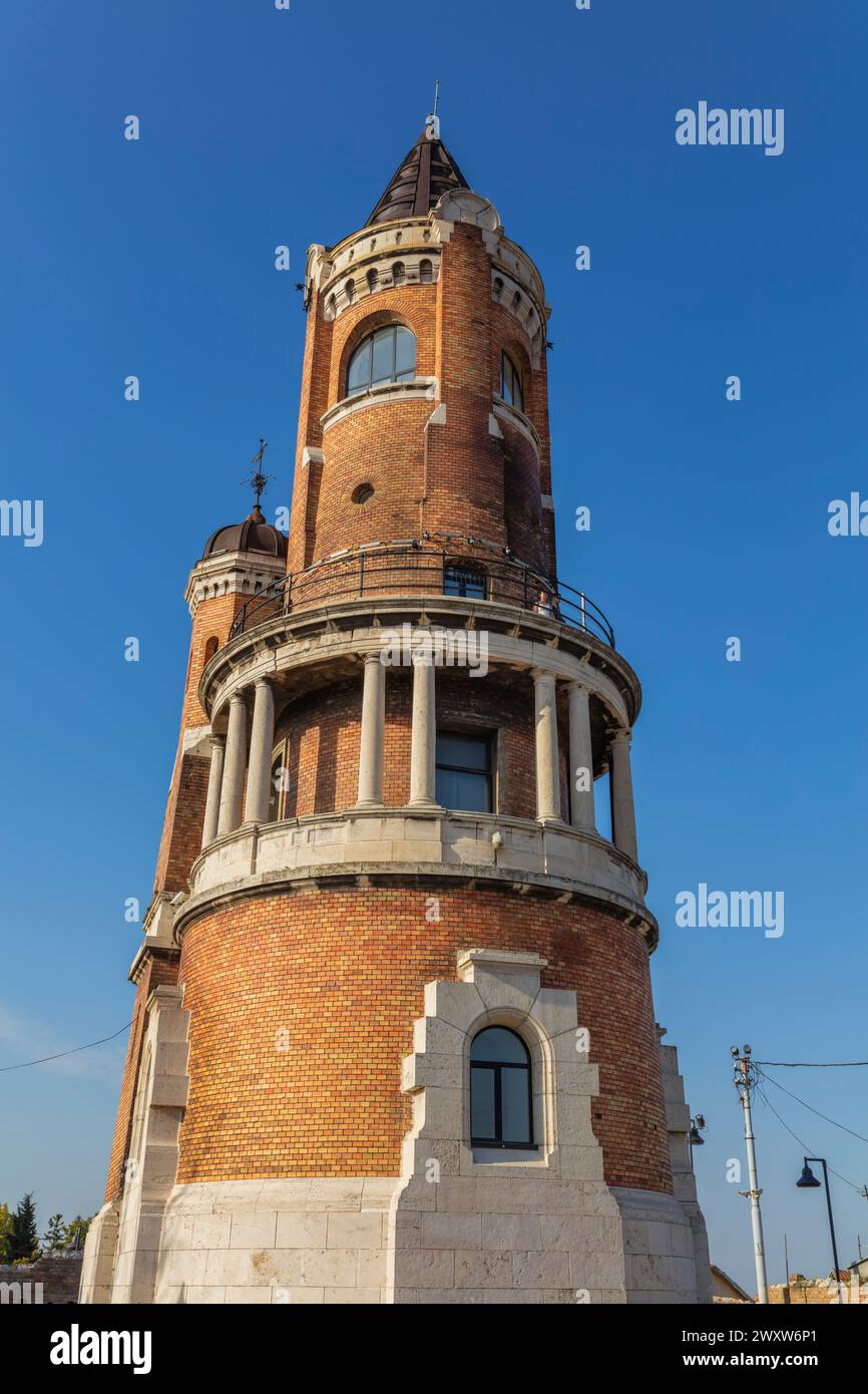 Gardosh tower hi-res stock photography and images - Alamy