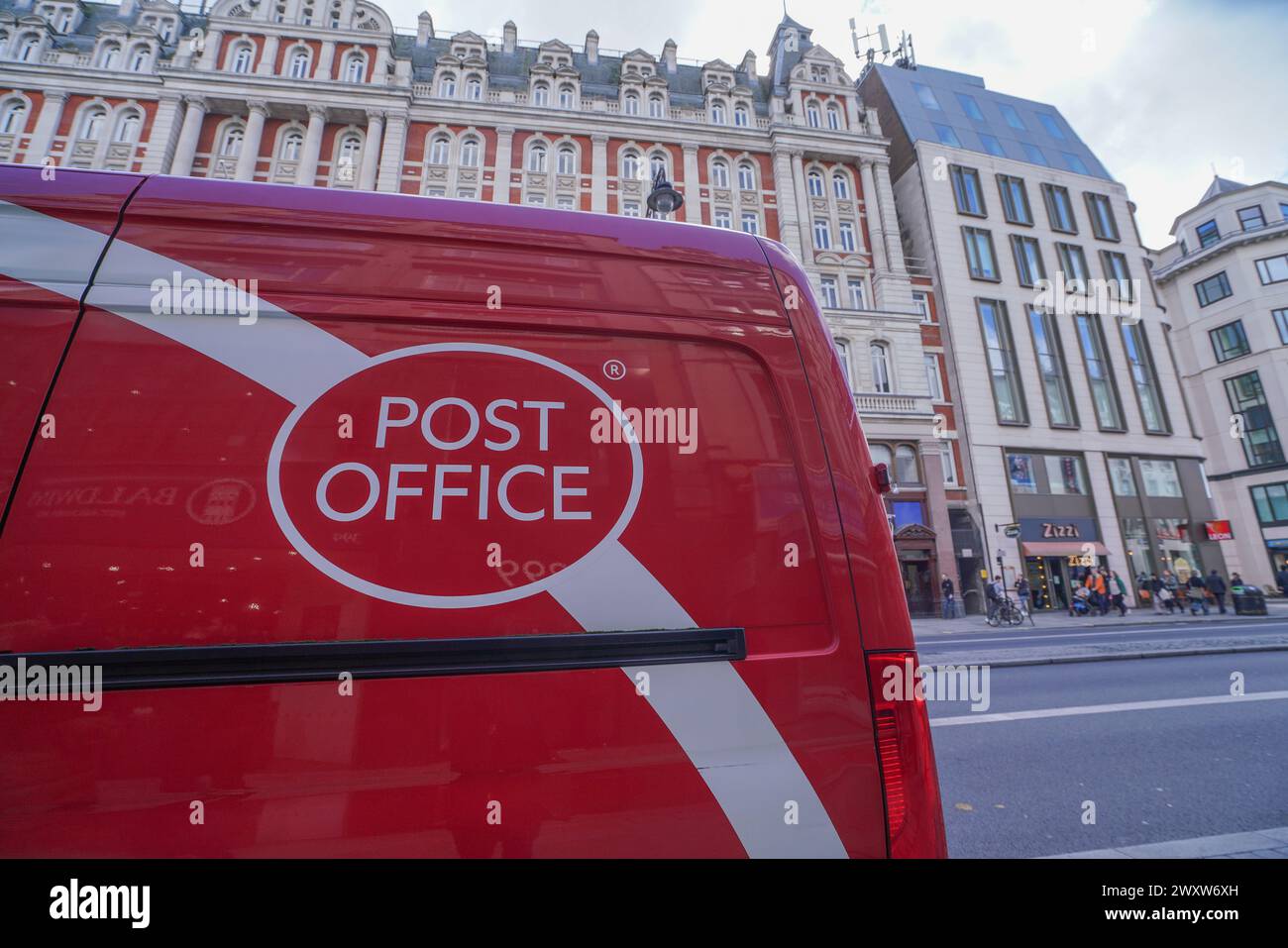 Post Office van parked in The Strand ,London Stock Photo - Alamy