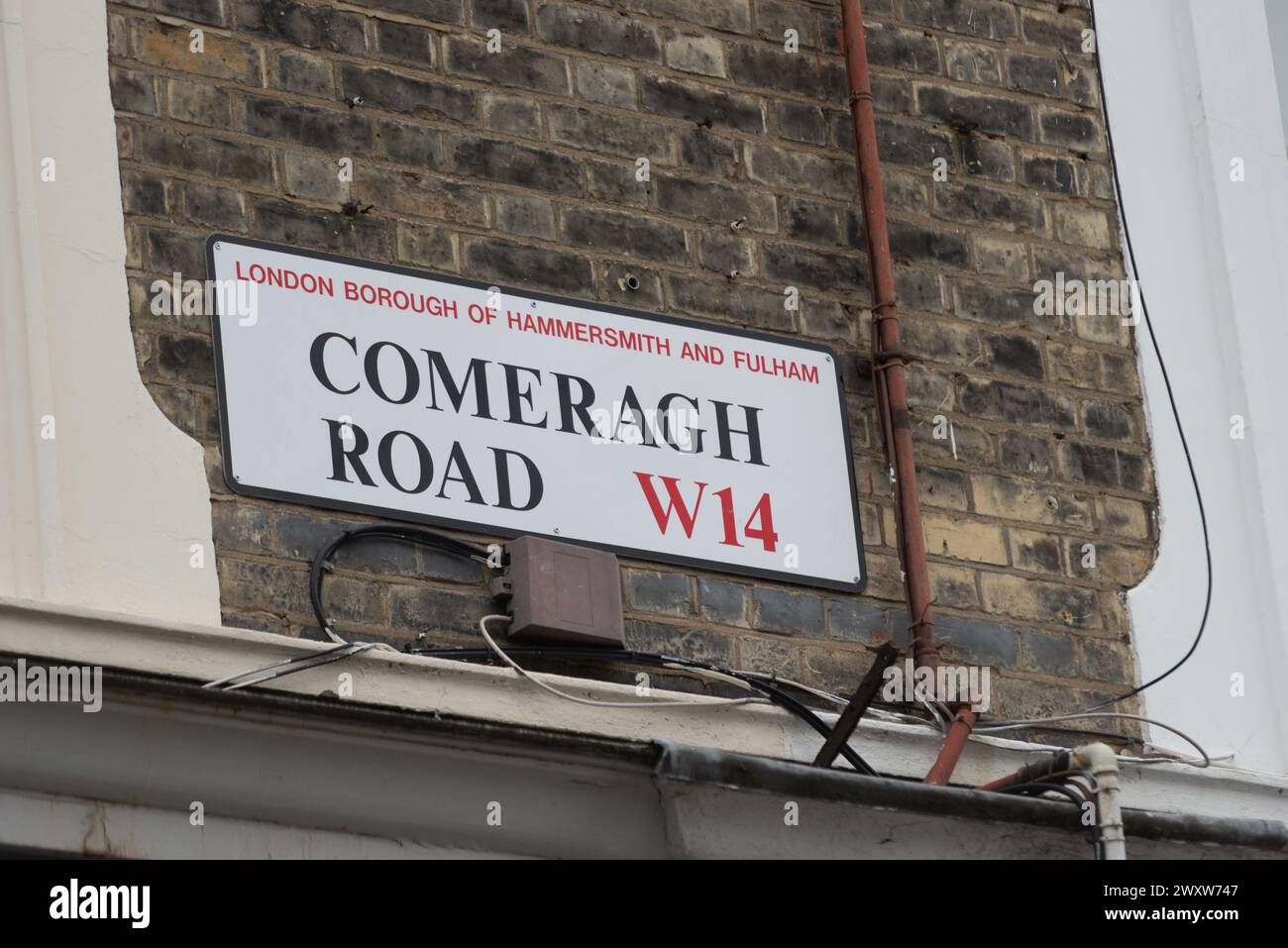 Comeragh Road, West Kensington, London, UK. 2nd Apr, 2024. Police and ...