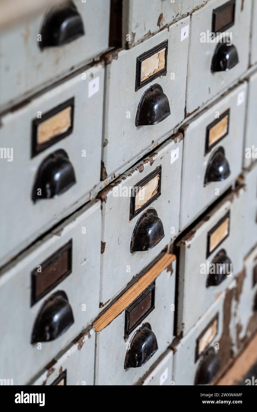 Numbered catalog hi-res stock photography and images - Alamy