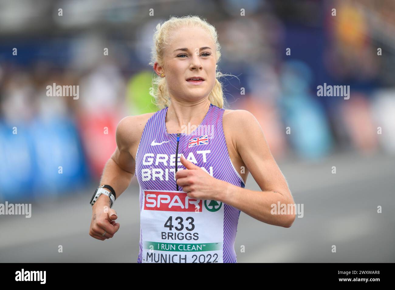 Becky briggs athletics hi-res stock photography and images - Alamy